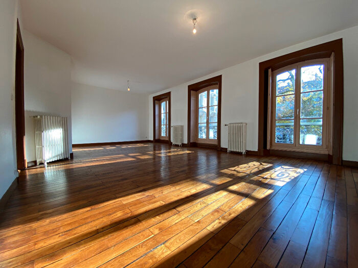 Appartement 5 pièces à Besançon, Boucle, Chapelle des Buis, à louer