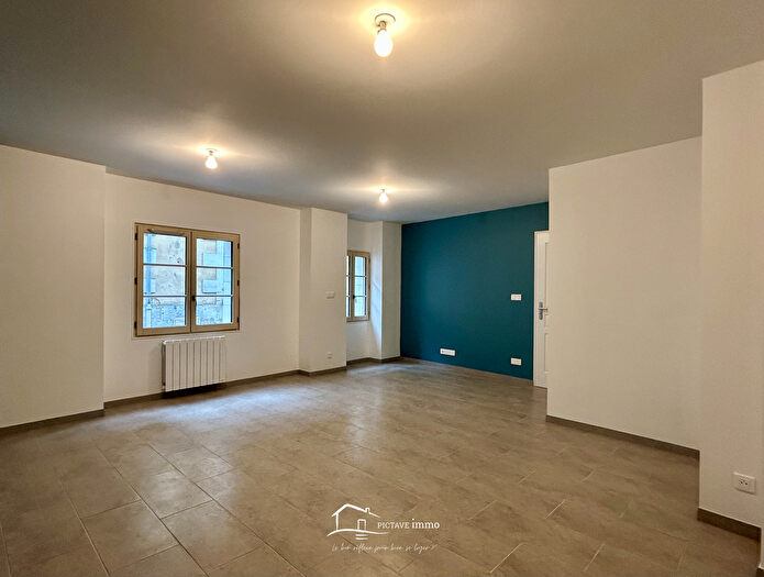 Lusignan : Appartement 4 pièces à louer