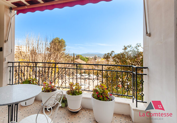 Maisons à vendre et appartements à louer - 1