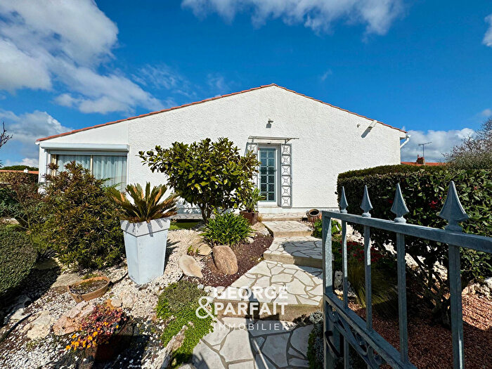 Maison à vendre - Lagord - 6 pièces - 5 chambres