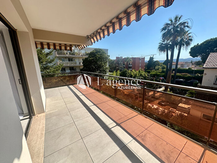 Appartement 4 pièces à vendre - Saint-Laurent-du-Var, Galinières, Pomarels