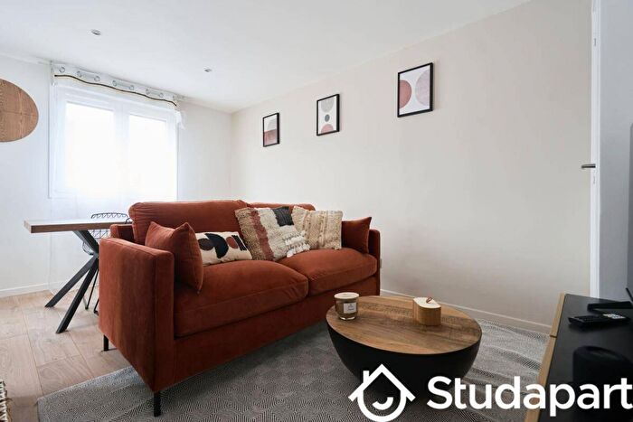 Appartement à louer - Saint Pierre, Amiens - 1 pièce - 1 chambre