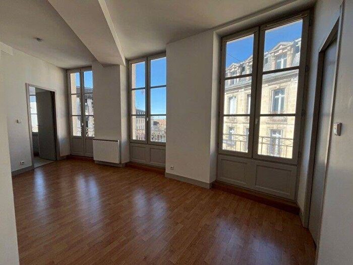 Appartement à louer - Vieux Bergerac - 2 pièces - 1 chambre