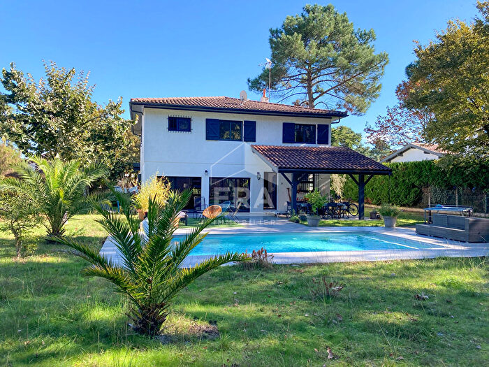 Maison 7 pièces à vendre à La Teste-de-Buch, Les Chênes Verts, Bordes, Clair-Bois, Pinède de Conteau