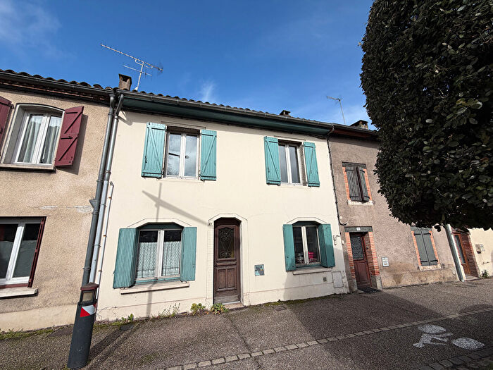 Maison à vendre - Caussade - 4 pièces - 3 chambres