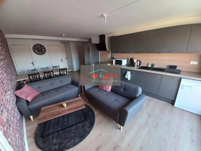 Saint-Étienne-du-Rouvray, Langevin, Barbusse, Ruelle Danseuse : Appartement 1 pièce à louer