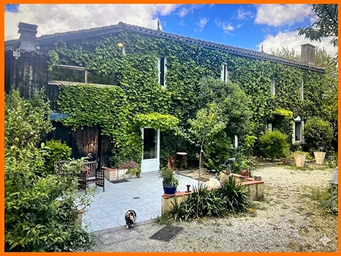 Maison à vendre - Aillas - 15 pièces