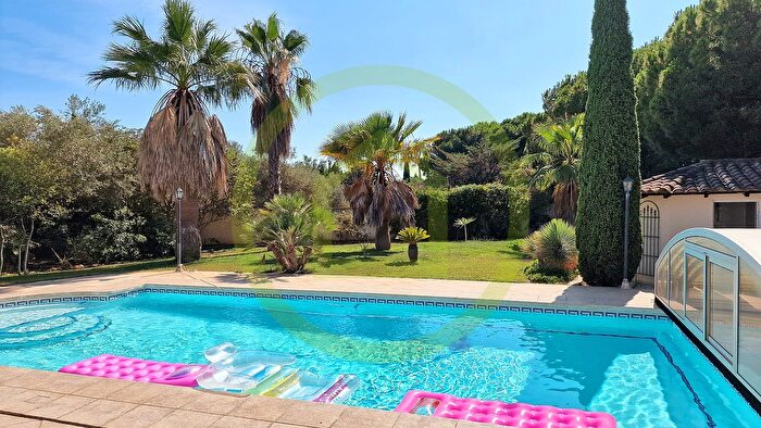 Maison à vendre - Agde, Le Grau dAgde - 6 pièces - 4 chambres