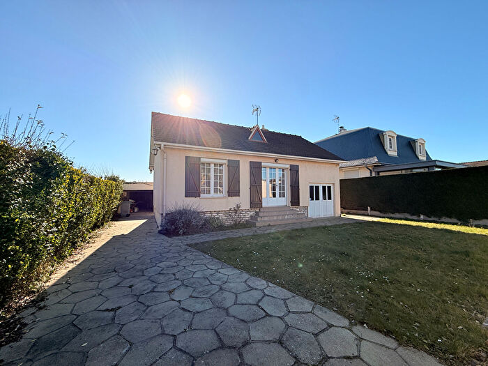 Maison à vendre - Ouistreham - 4 pièces - 3 chambres