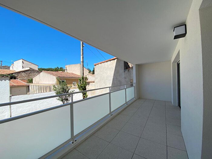 Appartement à louer - Nîmes, Montaury - 3 pièces