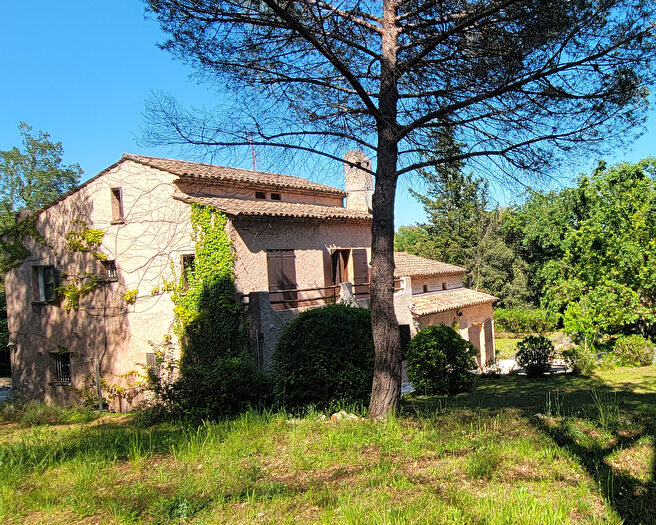 Maison 8 pièces à vendre - Valbonne, Val de Cuberte, Les Parés, Les Peyrouos
