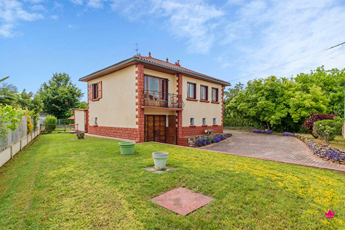 Maison à vendre - Meyzieu, Nord Ouest - 5 pièces - 3 chambres