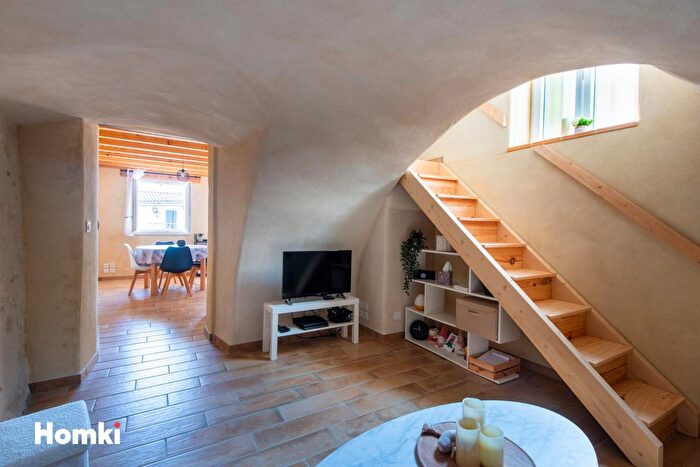 Maison 4 pièces à vendre à Orgon
