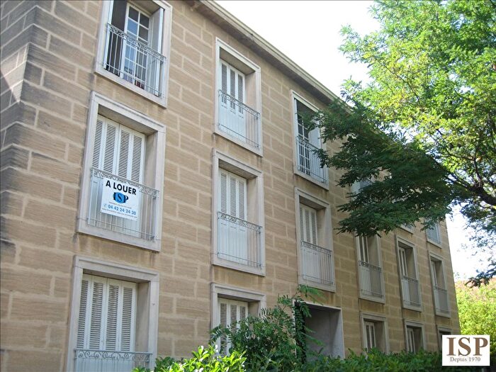 Appartement à louer - Aix-en-Provence, Val Saint-André - 4 pièces - 3 chambres