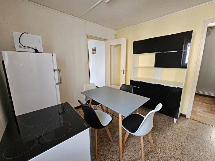 Appartement à louer - La Chaume-Les Riaux, Le Creusot - 3 pièces - 2 chambres