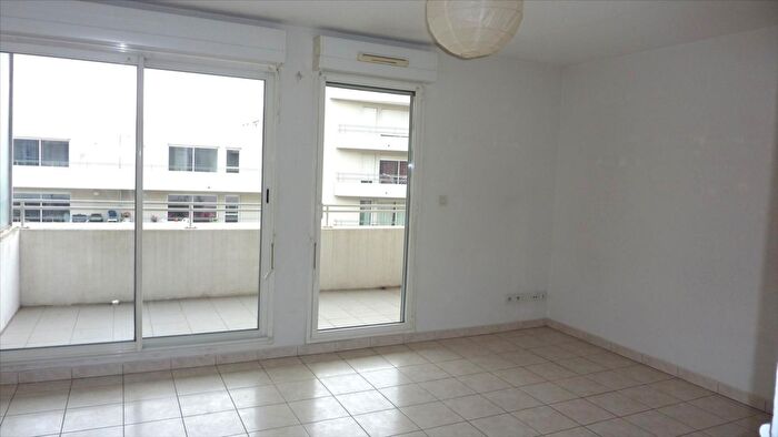 Appartement à louer - Béziers, Neuf Ecluses, Gasquinoy - 2 pièces - 1 chambre