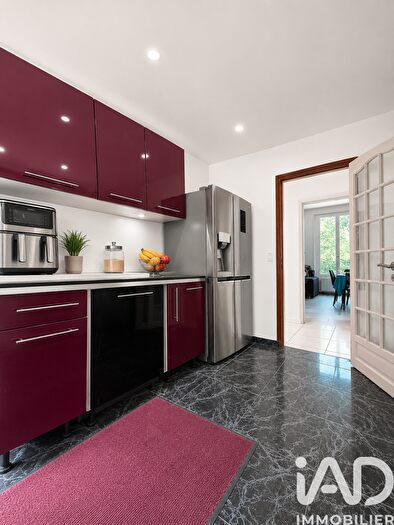 Maison 7 pièces à Méréville, à vendre