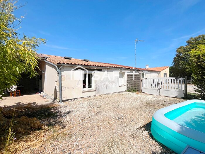Maison 5 pièces à vendre à Arces