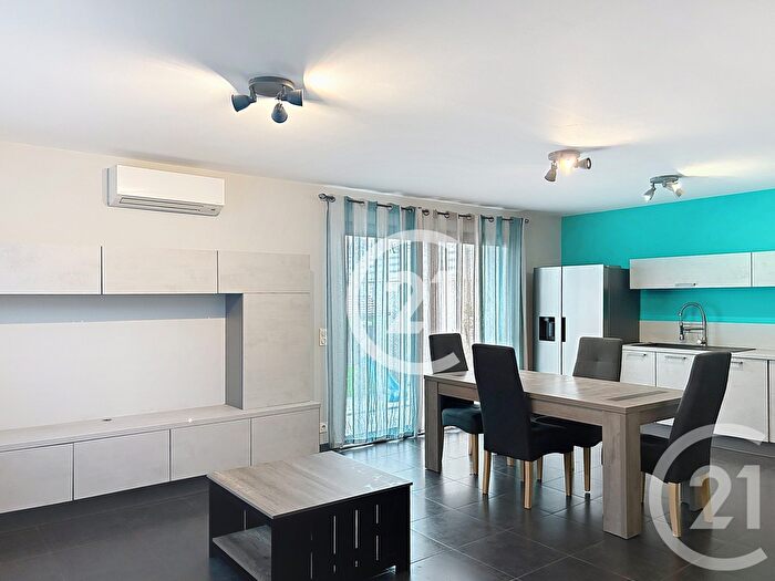 Maison à vendre - Brouilla - 4 pièces - 3 chambres