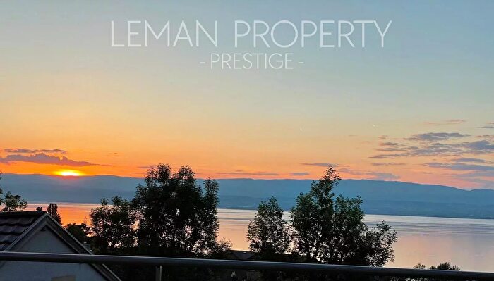 Appartement à vendre - Évian-les-Bains - 4 pièces - 3 chambres