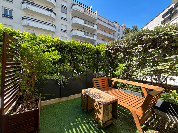Suresnes, Carnot, Gambetta - Appartement 2 pièces à vendre