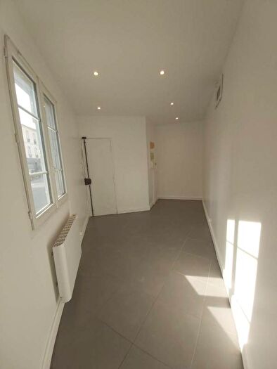 Appartement à vendre - Ivry-sur-Seine, Petit Ivry - 1 pièce