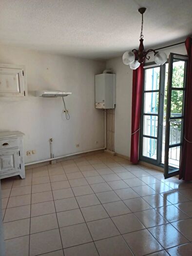 Appartement 2 pièces à louer à Tarascon, Centre-ville, Château, Condamine
