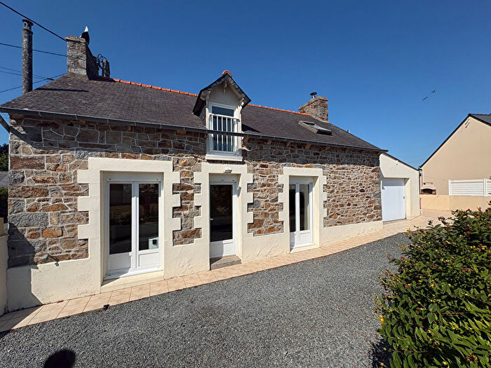 Hillion : Maison 4 pièces à louer