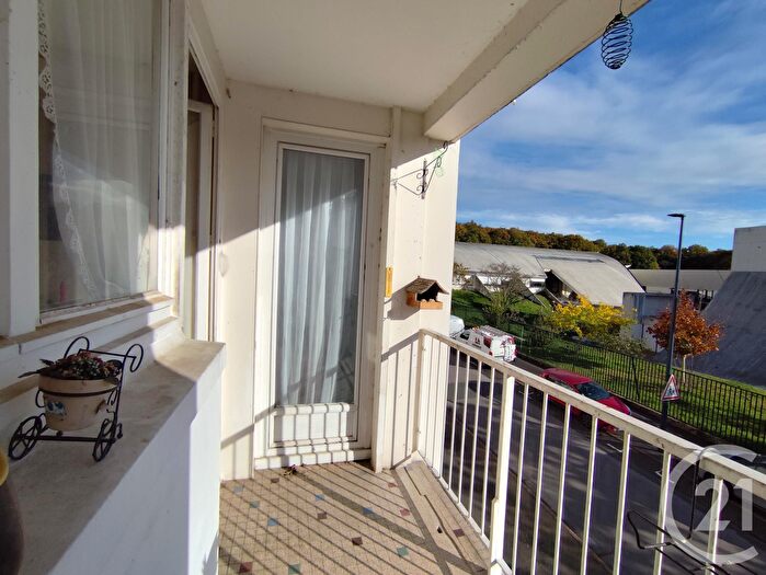 Appartement à vendre - Allonnes - 5 pièces - 3 chambres