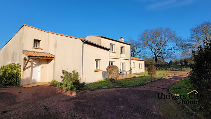 Maison à vendre - Les Sorinières - 6 pièces - 4 chambres