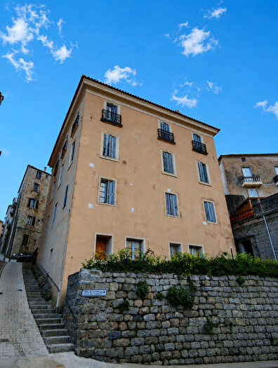 Sartène - Maison 13 pièces à vendre