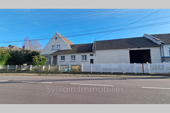 Maison à vendre - Aumale - 8 pièces - 5 chambres