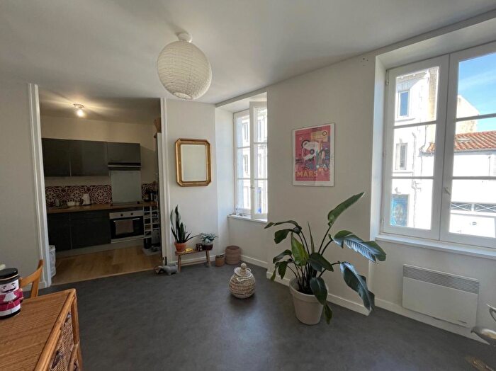 Appartement 3 pièces à vendre - La Rochelle, Centre-ville, Vieux-port, Marché