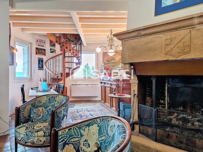 Maison à vendre - Saint-Laurent-de-Chamousset - 6 pièces - 3 chambres