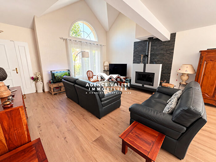 Maison 6 pièces à Saint-Pierre-du-Perray, à vendre