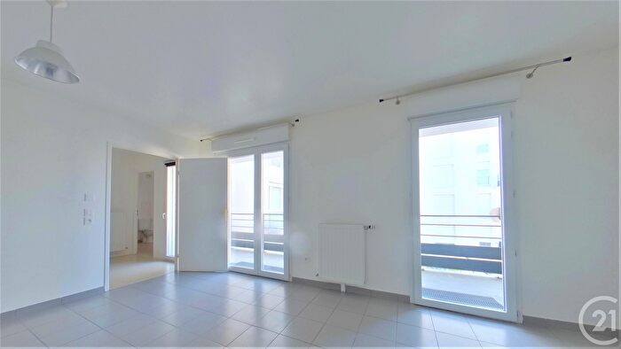 Trappes, Merisier, Aérostat : Appartement 2 pièces à louer