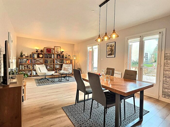 Maison à vendre - Carmaux - 6 pièces - 4 chambres