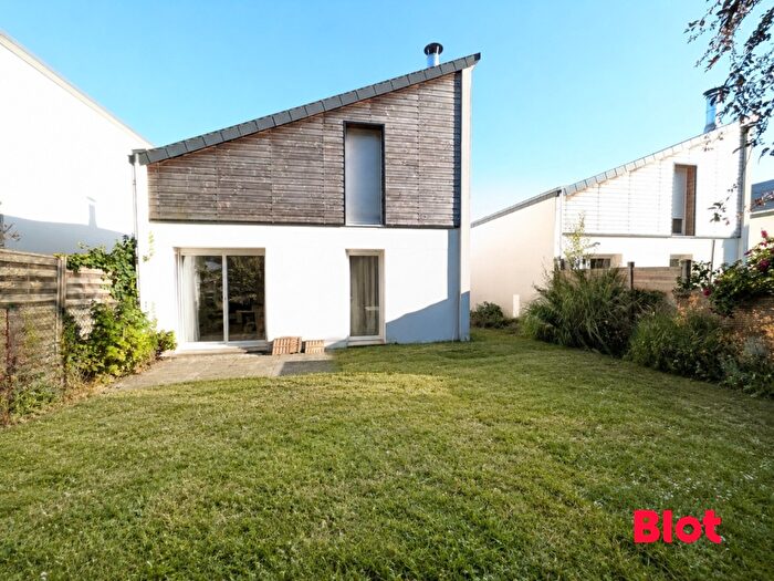 Maison 5 pièces à Brécé, à vendre