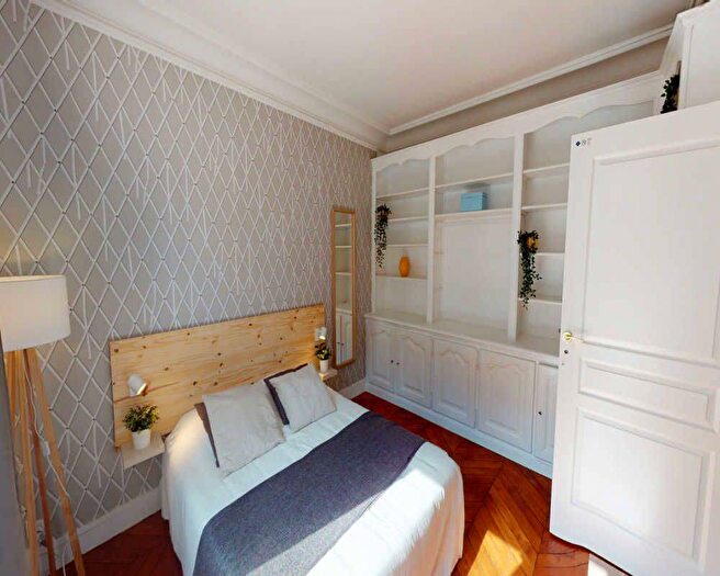 Appartement 6 pièces à louer à Cambronne-Garibaldi, Paris 15ème arrondissement