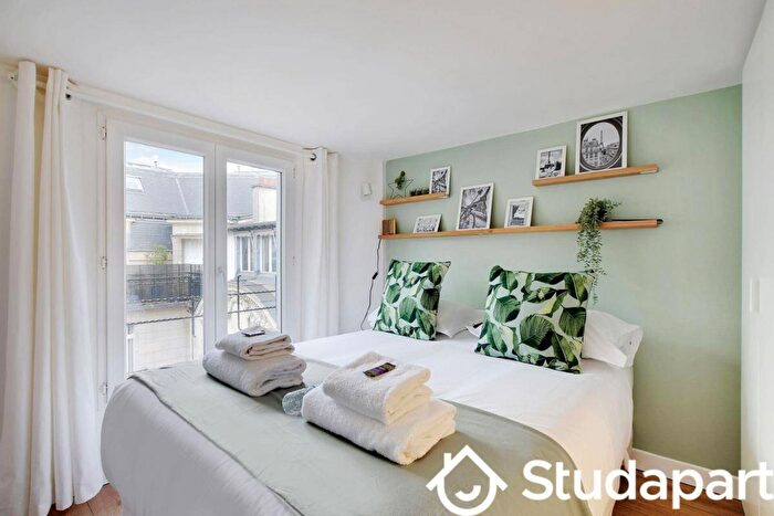 Appartement à louer - Champerret-Berthier, Paris ème arrondissement - 2 pièces - 1 chambre