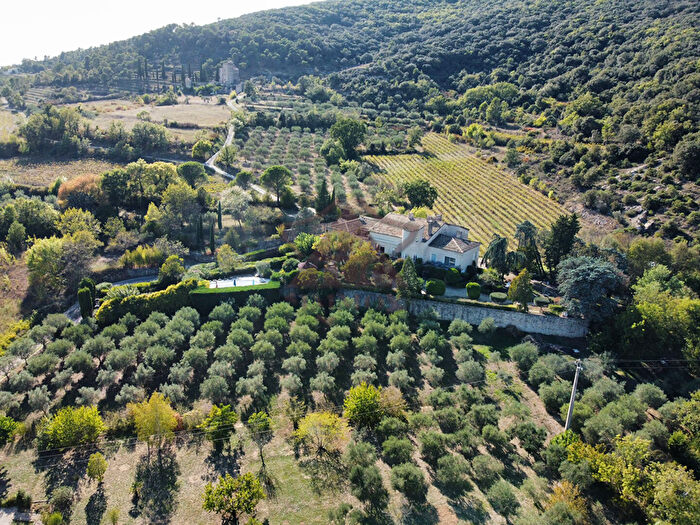 Maison 10 pièces à vendre à Saint-Sauveur-de-Cruzières