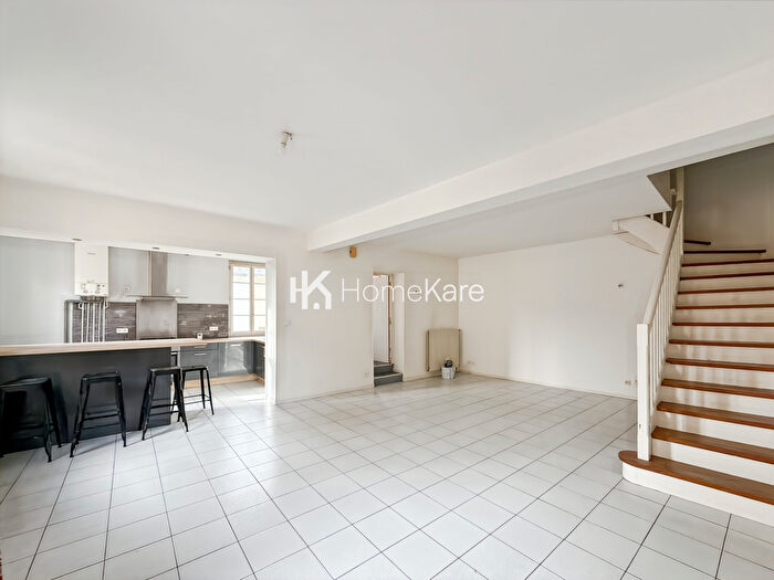 Appartement à vendre - Montauban, Centre-ville - 4 pièces - 3 chambres