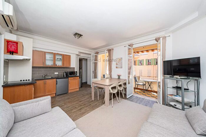 Appartement 4 pièces à Cannes, Centre-ville, à vendre