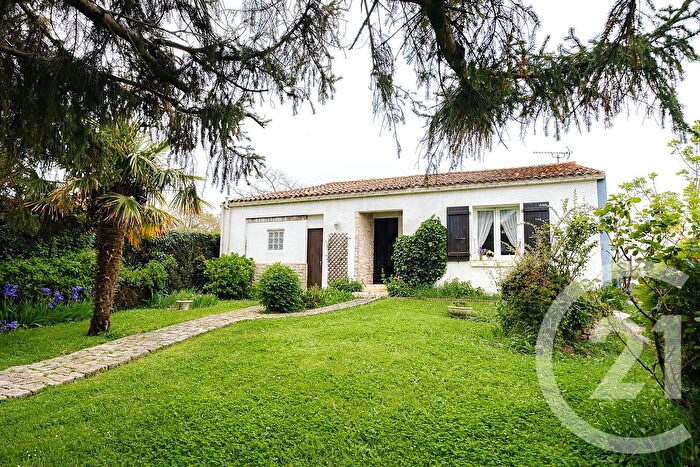 Maison 4 pièces à Sainte-Soulle, à vendre