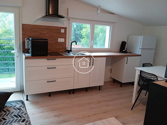 Appartement à louer - Saint-Amand-Longpré - 1 pièce