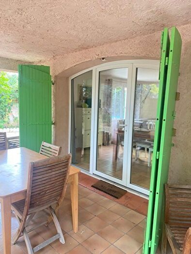 Appartement à louer - Marseille e , Saint-Mitre - 2 pièces - 1 chambre