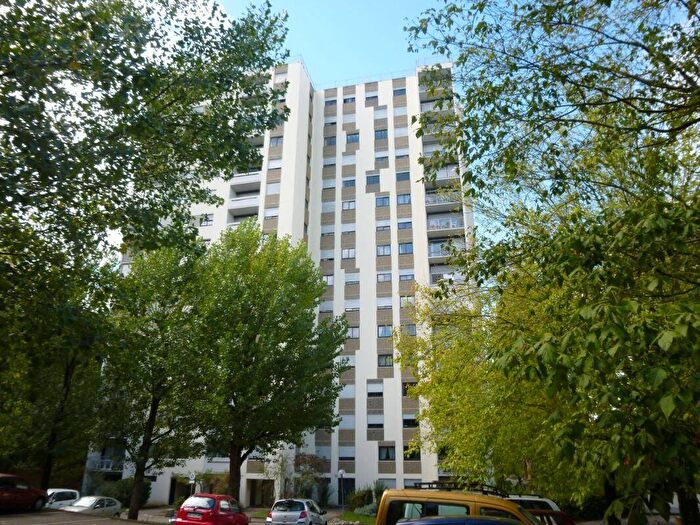Saint Irénée, Lyon 5ème arrondissement : Appartement 4 pièces à louer