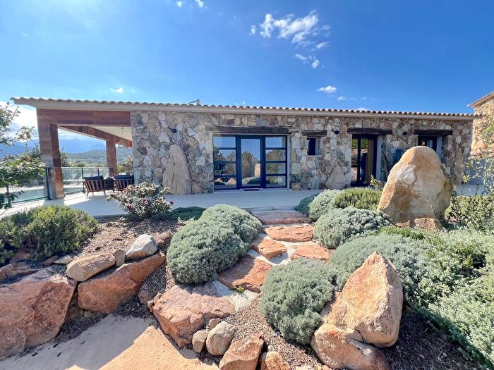 Maison à vendre - Sari-Solenzara - 4 pièces - 3 chambres