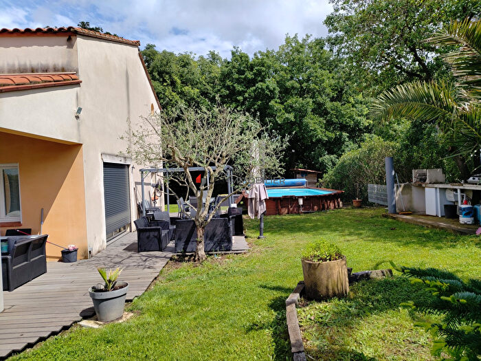 Maison à vendre - Les Cluses - 6 pièces - 4 chambres