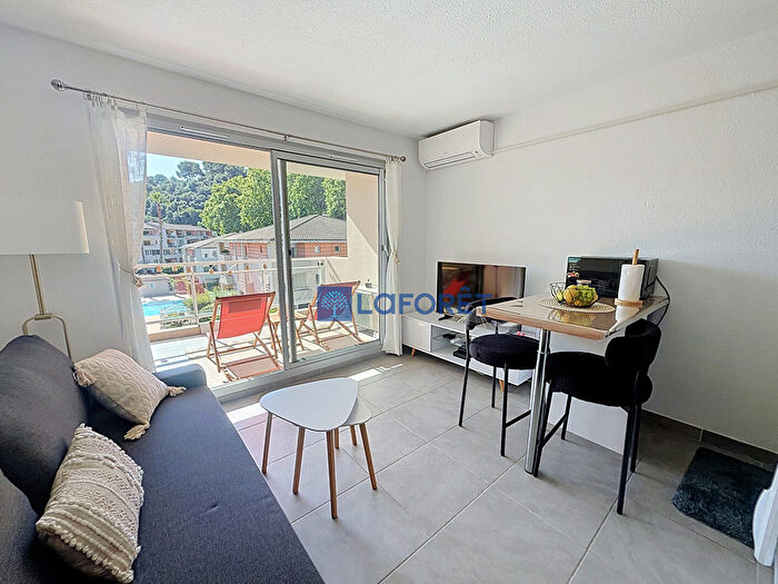 Appartement 1 pièce à louer à Cagnes-sur-Mer, Les Vallières, Le Malvan, Les Travails, La Combe